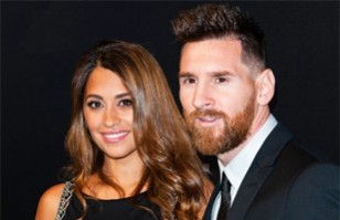 Messi publica foto en la piscina pero pasa indiferente: Todos se fijan ...