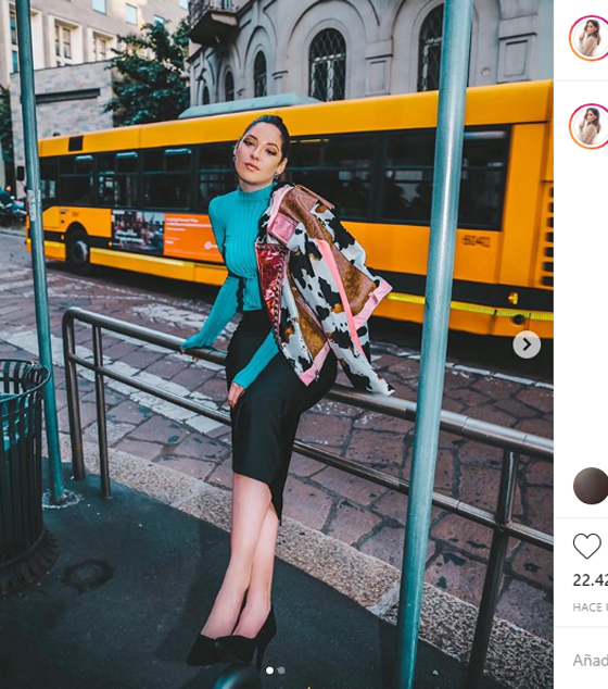 Kel Calderón publica su look más comentado desde París luego de días ...