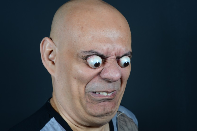 Brasileño logra bizarro récord Guinness por sus ojos: Mira su ...