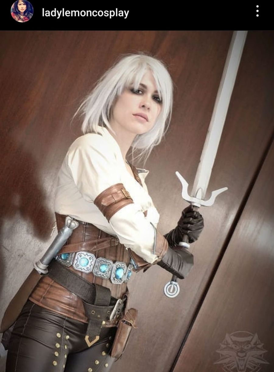 Encargada de la imagen de Milei es furor en las redes por sus ...