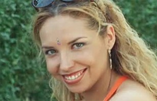 Laura Silva, ex animadora de “Interferencia”, posa en imágenes tipo ...