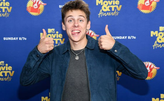 Jacob Bertrand Lo Que No Sabías Del Actor Que Interpreta A Hawk En