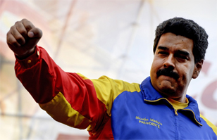 Maduro practica box con joven en plena calle: Sorprendente exhibición ...